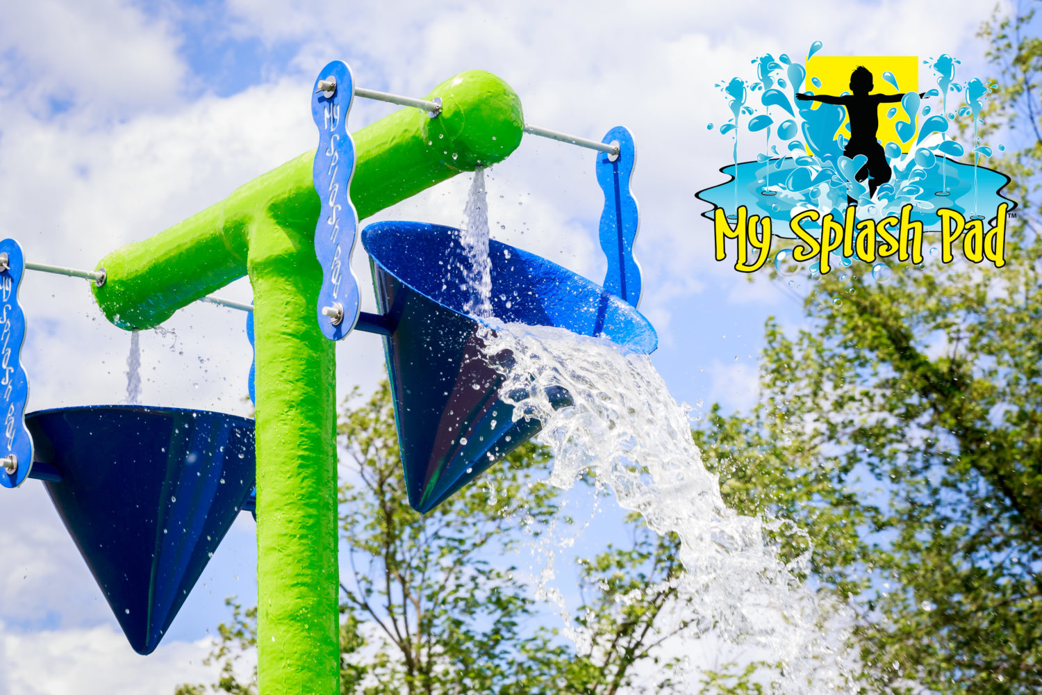 Double Bucket Dump Water Play Feature by My Splash Pad